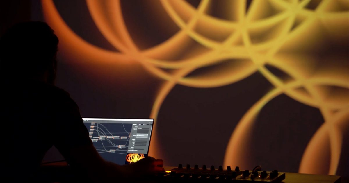 Resolume Wire - Flashback Japan Inc